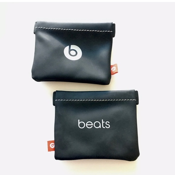 Beats by Dre | Other | Lot Of 2 Beats Dre Urbeats White Logo Earphone ...